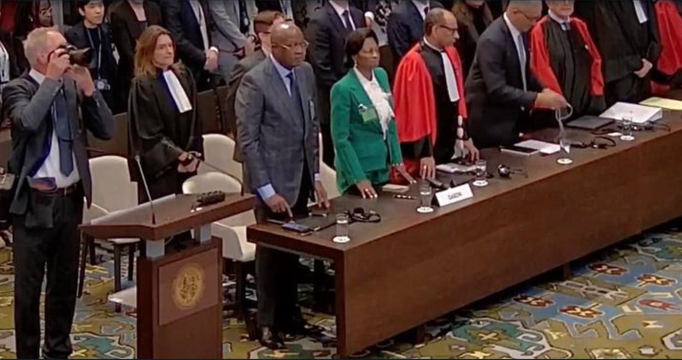 La délégation gabonaise à la Cour internationale de justice pour le ...